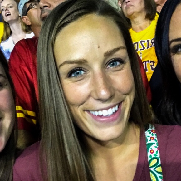 Terrin's Closet (@terrin23) | Poshmark